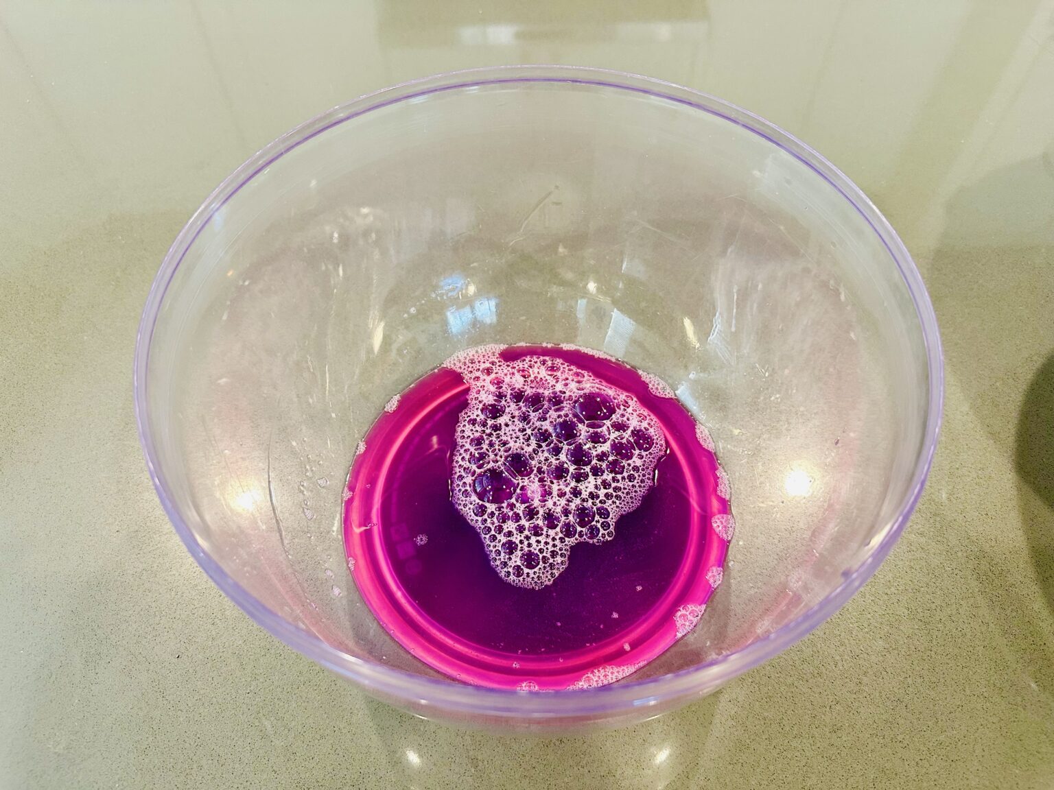 How To Create Awesome Colorful Bubble Foam - Raising Wild Things Sensory