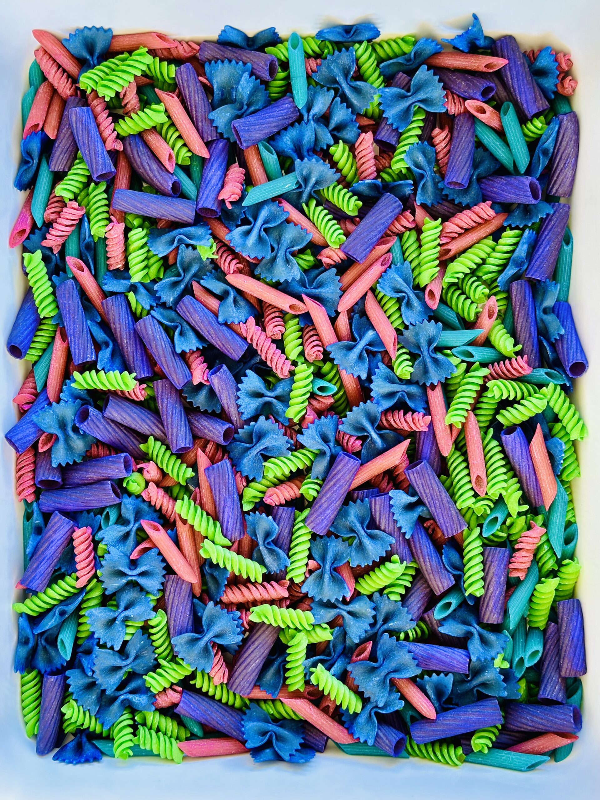 How To Dye Pasta Noodles For Sensory Play - Raising Wild Things Sensory