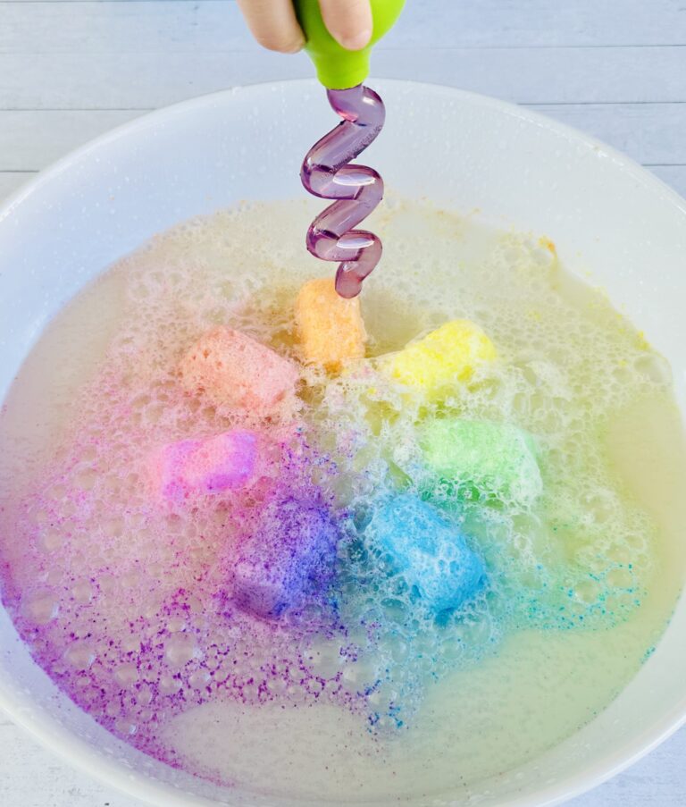 How To Make Fizzy Ice Cubes - Raising Wild Things Sensory