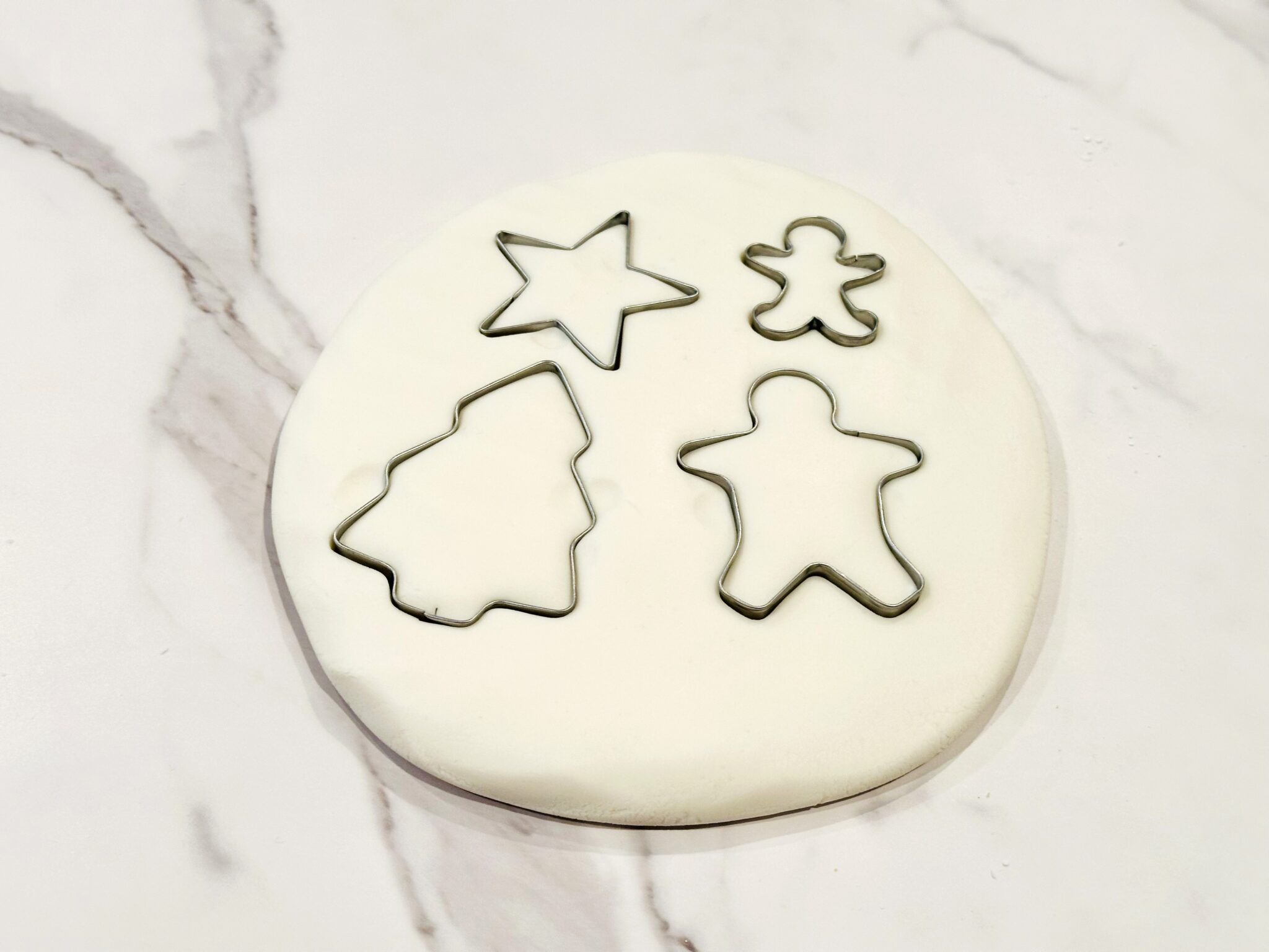 How To Make 2-Ingredient Edible Snow Dough - Raising Wild Things Sensory
