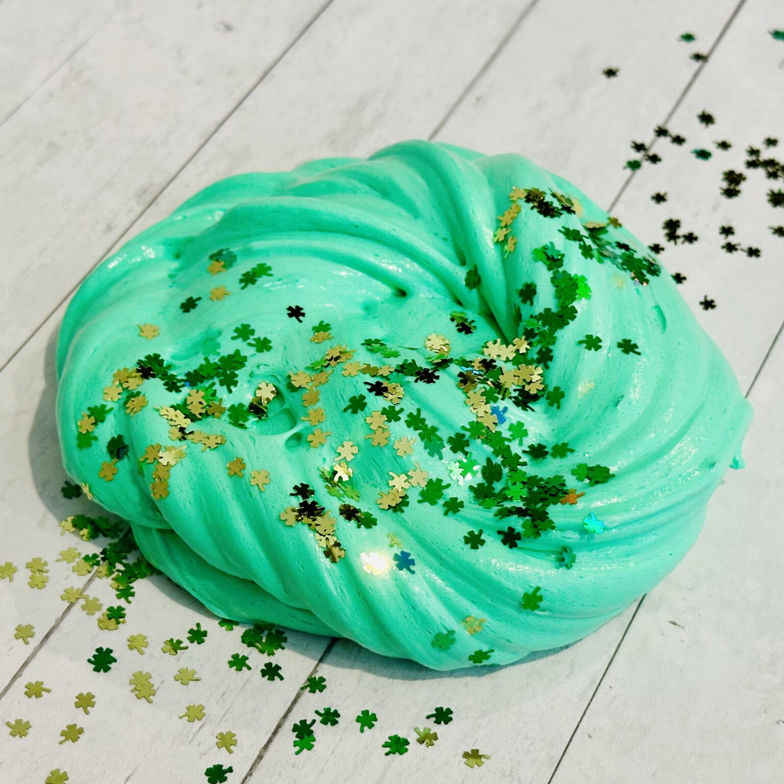 How To Make Fluffy Shamrock Slime - Raising Wild Things Sensory