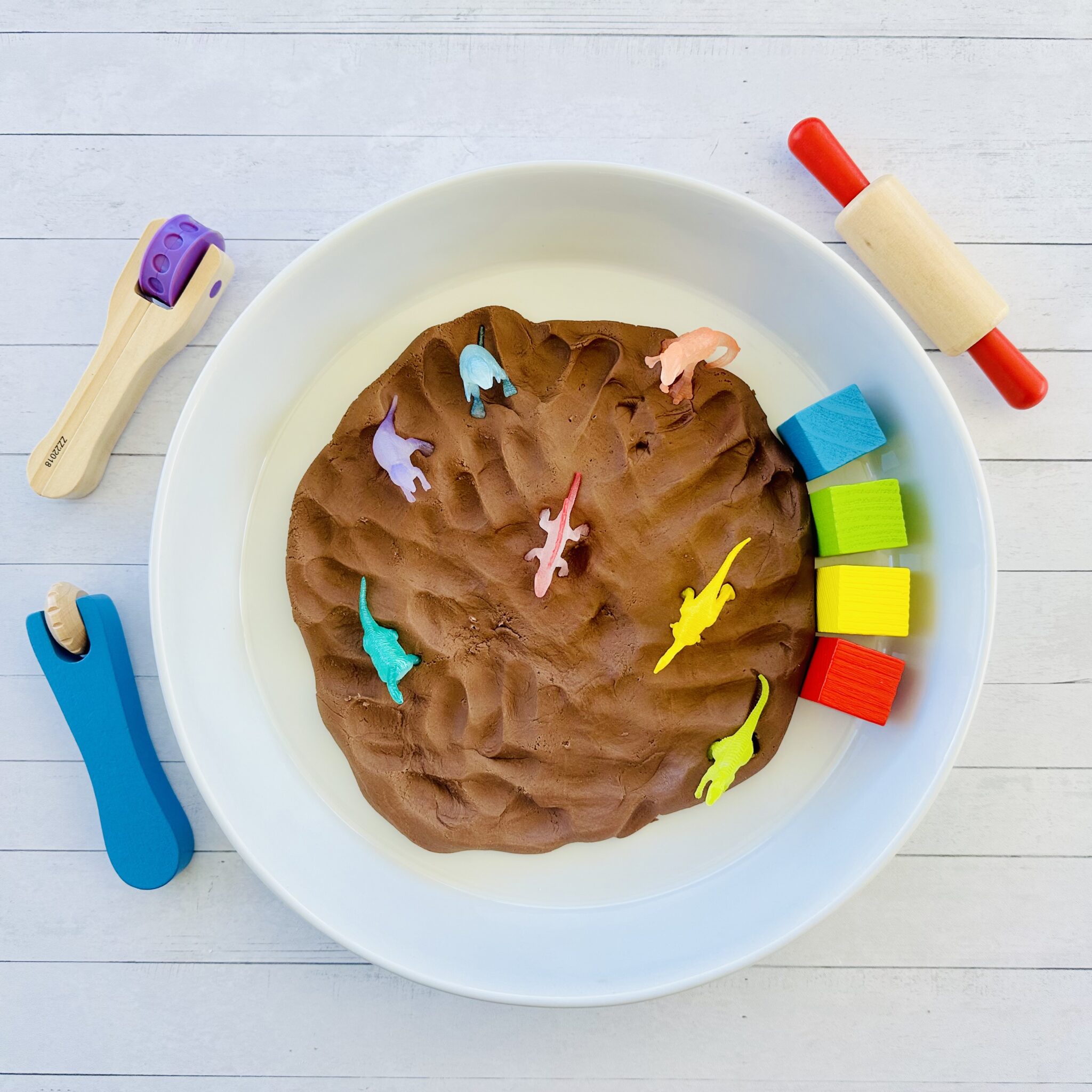 How To Make Edible "Mud" Playdough For Sensory Play - Raising Wild ...