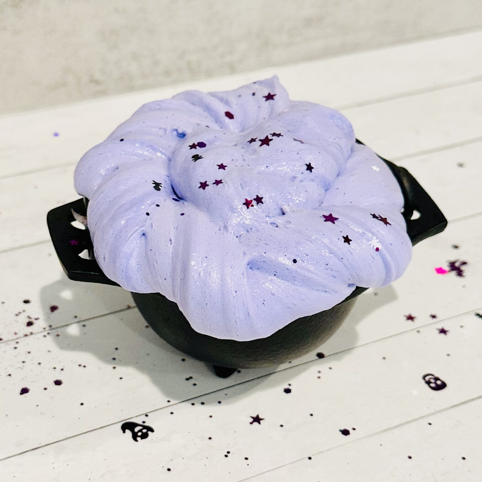 How To Make Halloween Witches' Brew Fluffy Slime (No Borax!) - Raising ...